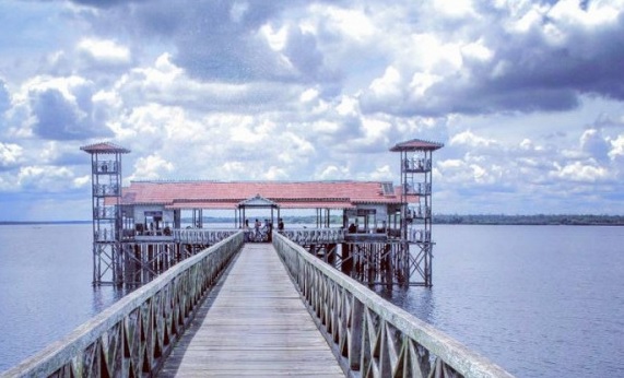 KAWASAN DESA ADAT BANGKAL DAN DANAU SEMBULUH – WISATA KALTENG